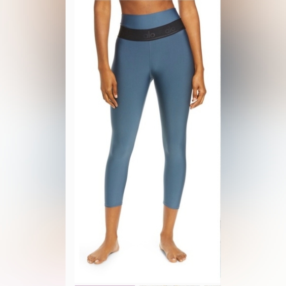 ALO Yoga | Pants & Jumpsuits | Alo Hig Waist Airlift Logo Band Crop Legging In Yoga Jade Size Xs ...